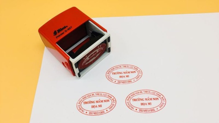 Hướng dẫn cách đổ mực con dấu tròn nhanh chóng - Văn Phòng Phẩm Ba Nhất